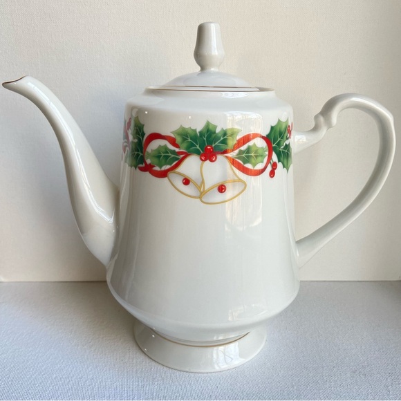 Sango | Holiday | Sango Noel Pattern Vintage Coffee Pot Or Teapot With ...
